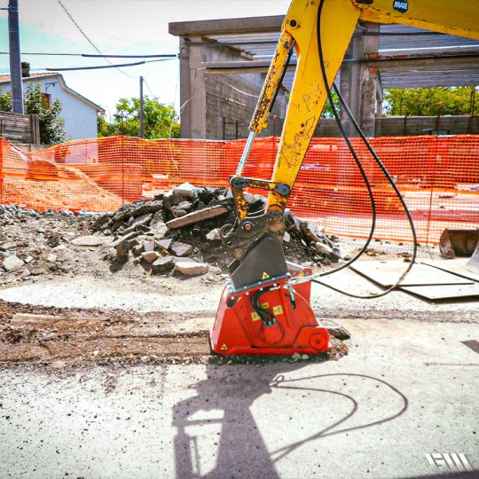 Raboteuse de route série FSE pour pelle