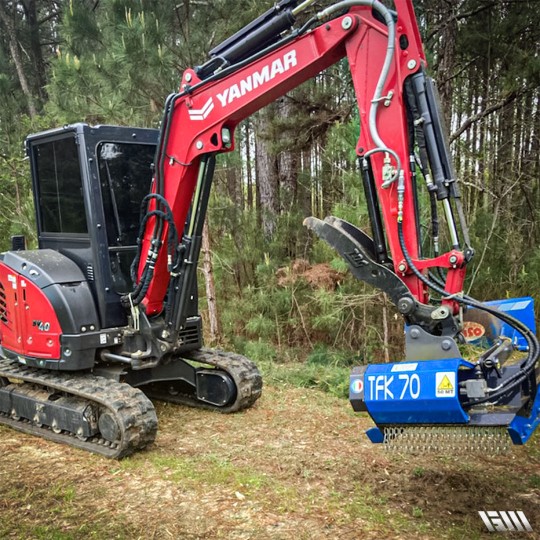 Broyeur forestier OSMA pour mini-pelle
